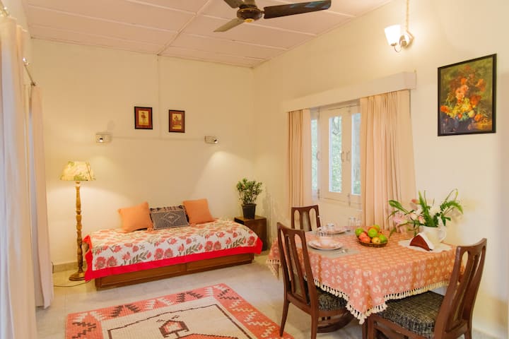 Lady Luna’s Roseate Home - Dharamshala