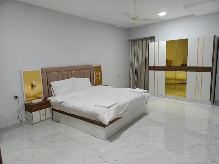 2-bdr Qurum Flat Near Shops And Restaurants - Muscat