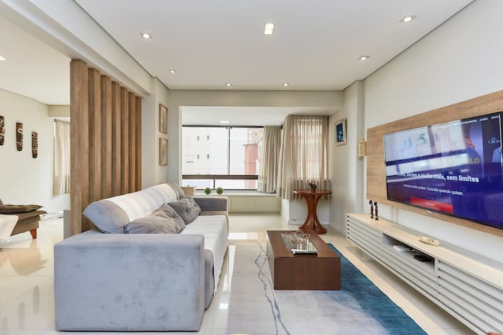 Reformado E Decorado | Quadra Mar | Rua 3500. - Balneário Camboriú