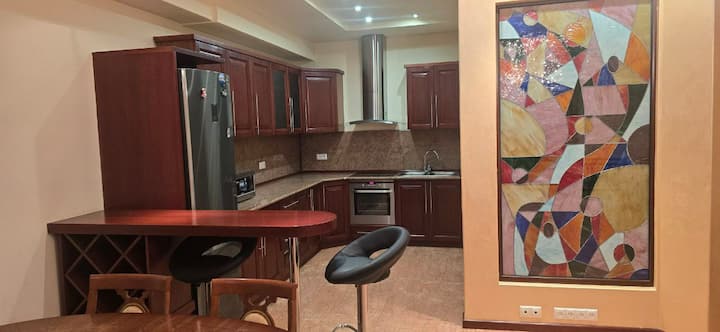 North Av. Very Centre Of Yerevan - Jerewan