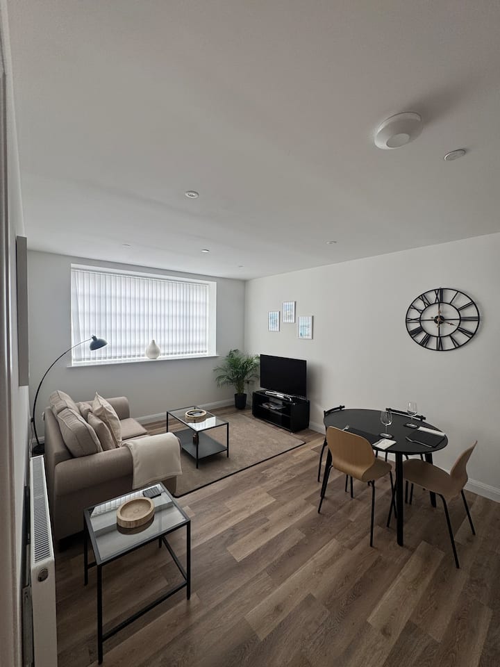Modern Flat • Walk To Beach - Paignton