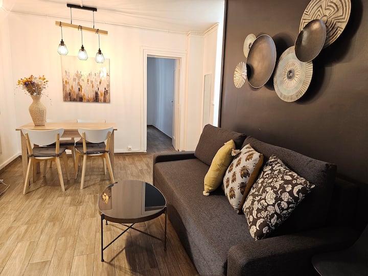 Apt At Stlazarre Opera Haussman - Paris