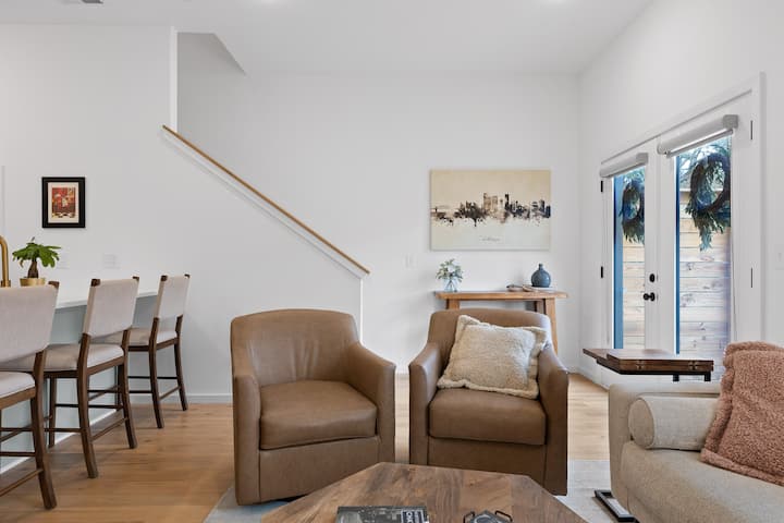 Cameron Outpost, A Modern Townhouse - チャタヌーガ, TN