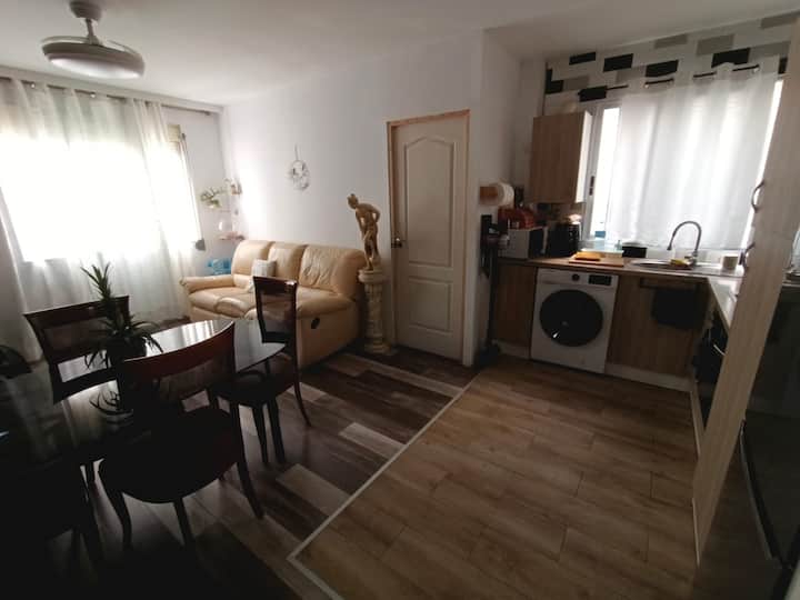 Una Habitación, Muy Bonita Y Muy Central 
100%real - Valencia