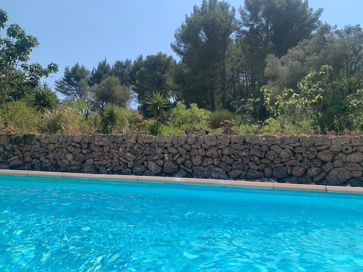Villa, Piscine Avec 5 Chambres Climatisées - Cuers