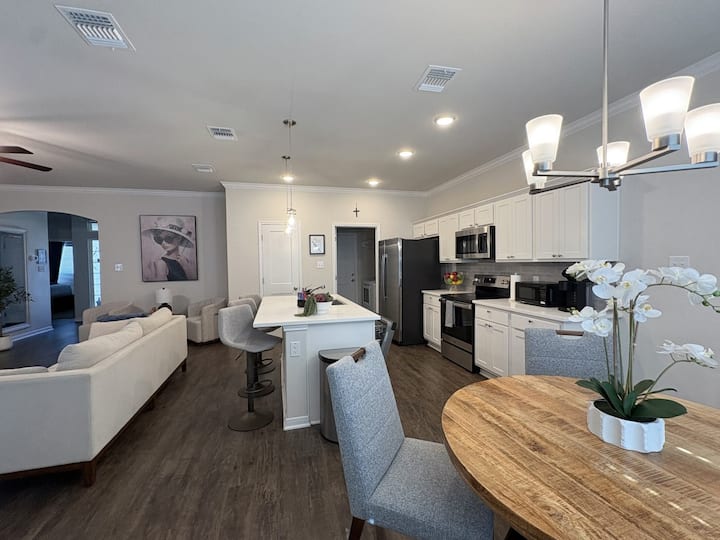 Queen'squarters Sleeps 6 Near Hospitals Wifi - Temple, TX