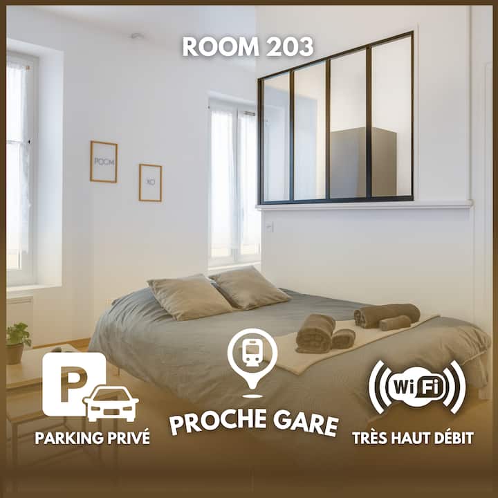 "Room 203" - Hyper Proche Gare 250m. - Montargis