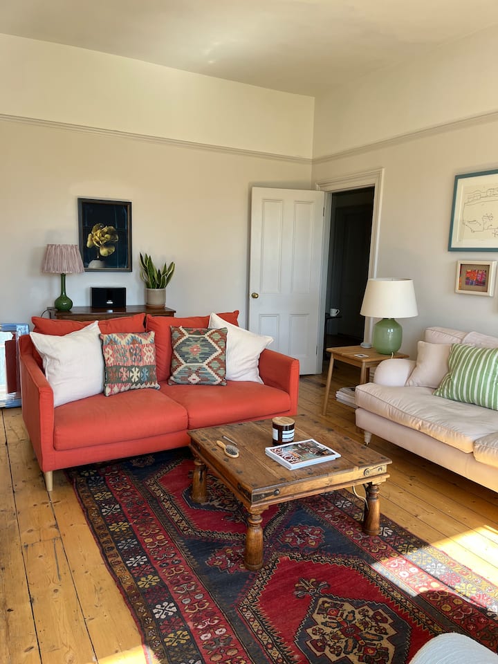 Double Room With En-suite - Royal Tunbridge Wells