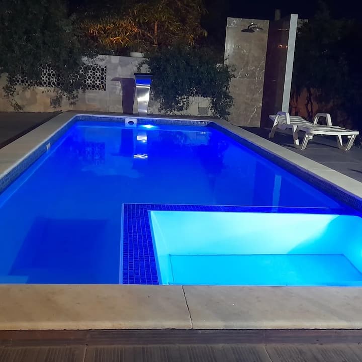6vezes Sem Juros/piscina /Churrasqueira Particular - Lauro de Freitas