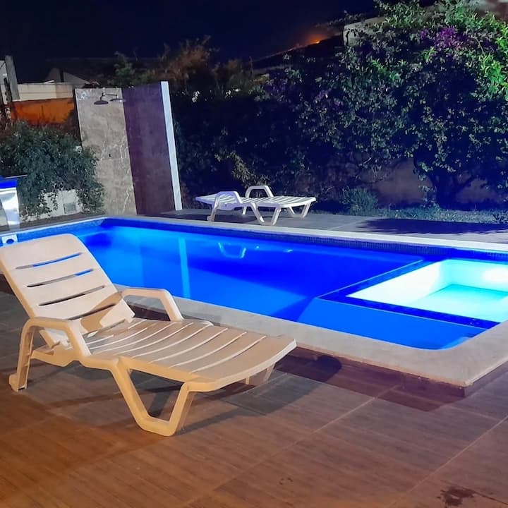6vezes Sem Juros/piscina /Churrasqueira Particular - Lauro de Freitas
