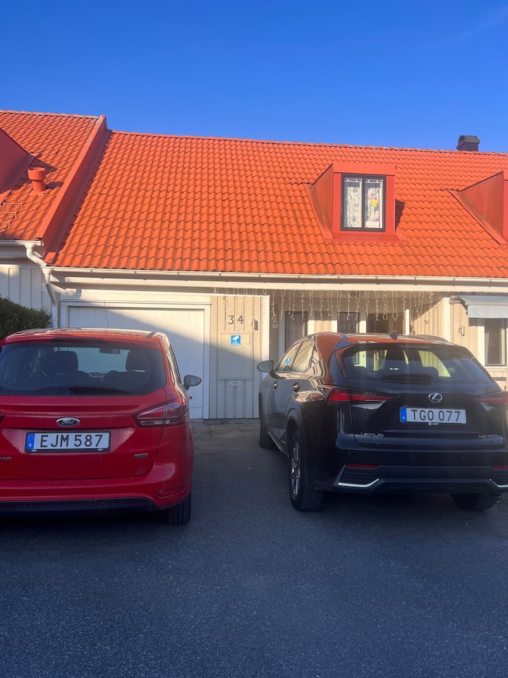 Cozy Radhus Near Lakes, Golf - Alingsås