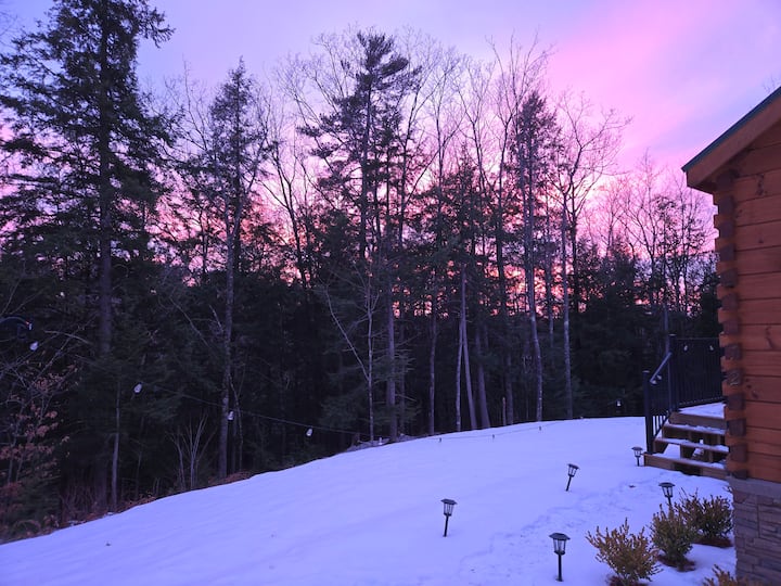Hot Tub Year Round, Ice Castles Nearby! - New Hampshire (State)