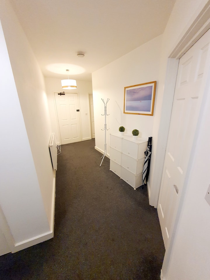 2 Bedrooms Flat In Zone 2, Hackney, London, Cozy - Londra