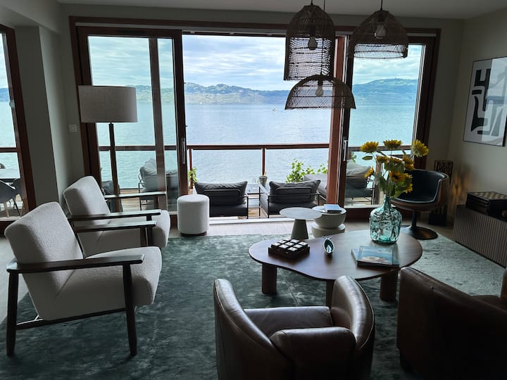Villa Unique Posée Sur Le Léman - Lake Geneva