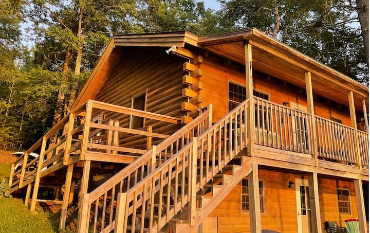 Cozy Waterfront Cabin On Lake - Augusta, ME