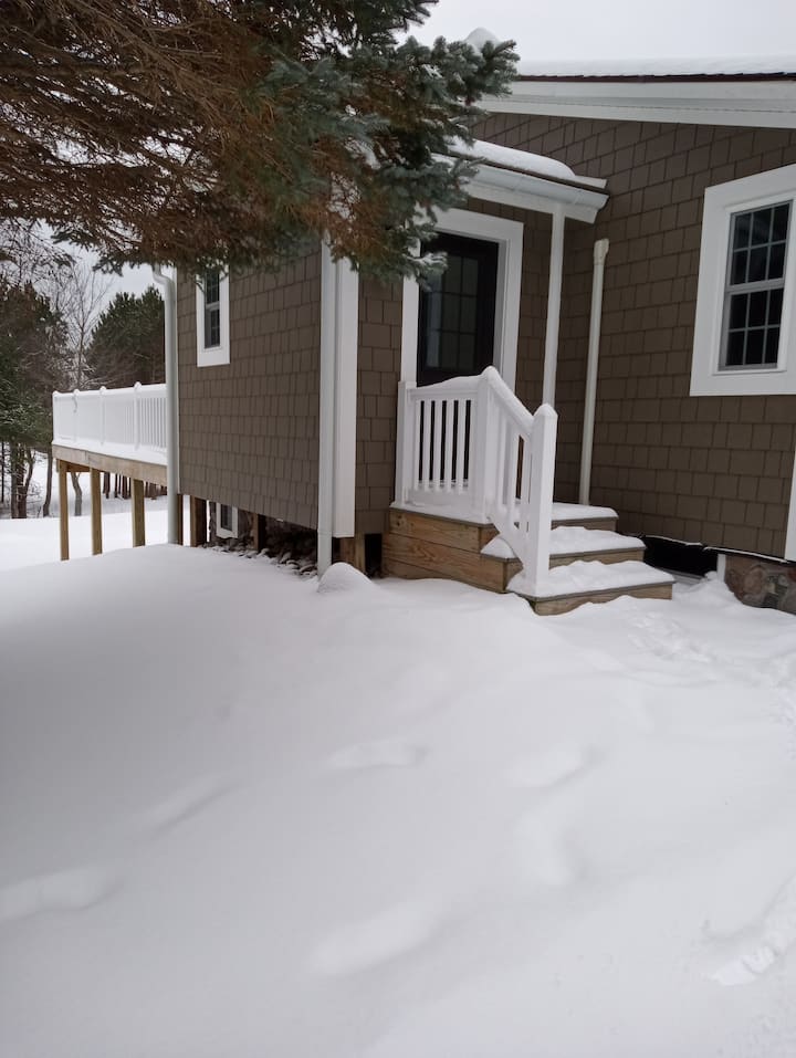 Platte Valley Springs - Honor, MI