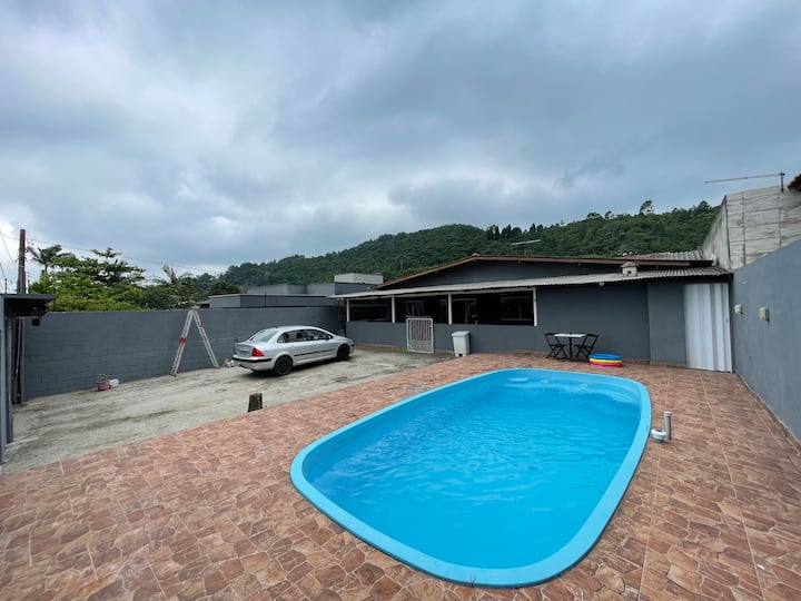 Casa 3 Quartos Com Piscina - Palhoça