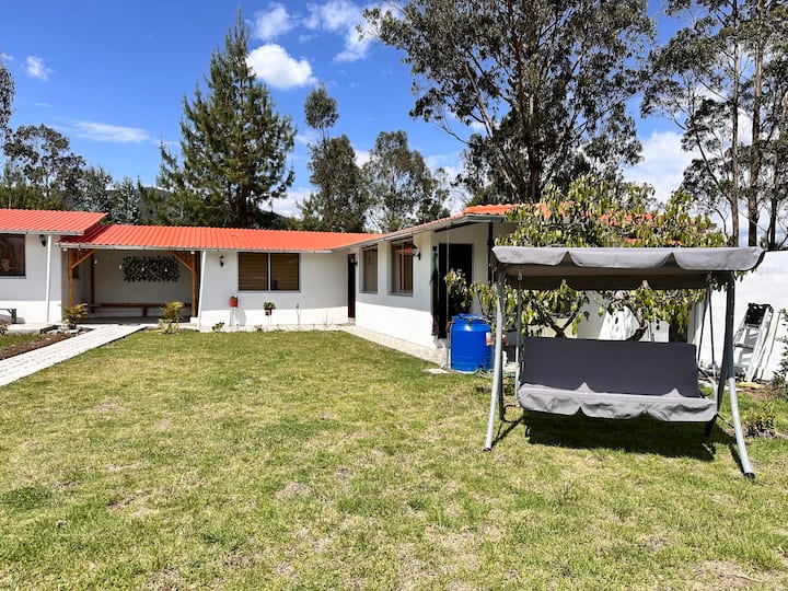 Acogedora Y Moderna Quinta En La Merced - Napo