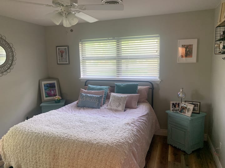 Cozy Queen Room - Canyon, TX
