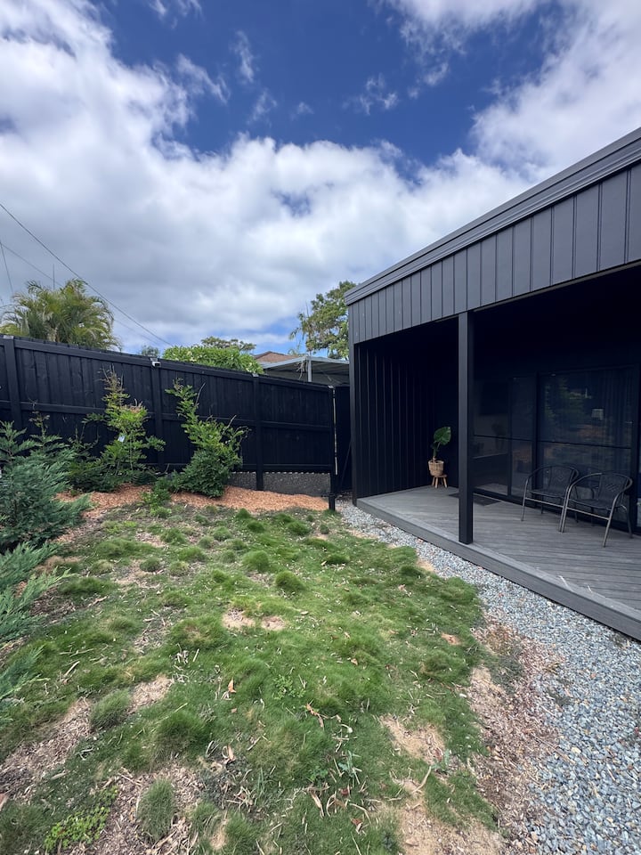 Black Zen Home • Pet-friendly • Near The Beach - Woolgoolga