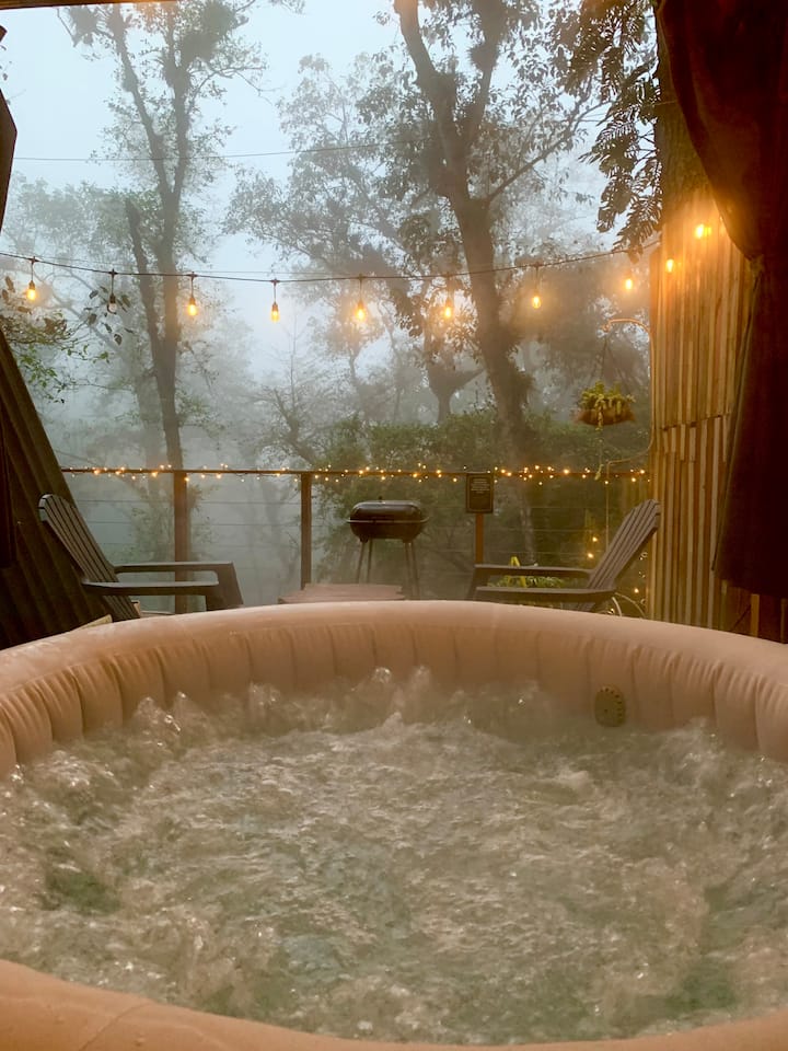 Cabin In The Woods, Fireplace And Private Deck - Guatemala