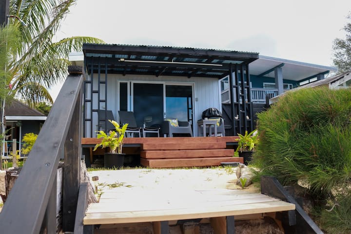 Blue View Studio
Vaimaanga 
Rarotonga - Cook Islands