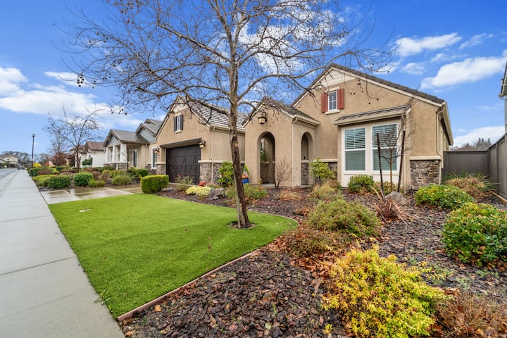 Great Location New Home Sunset Views Nature Trails - Rocklin, CA