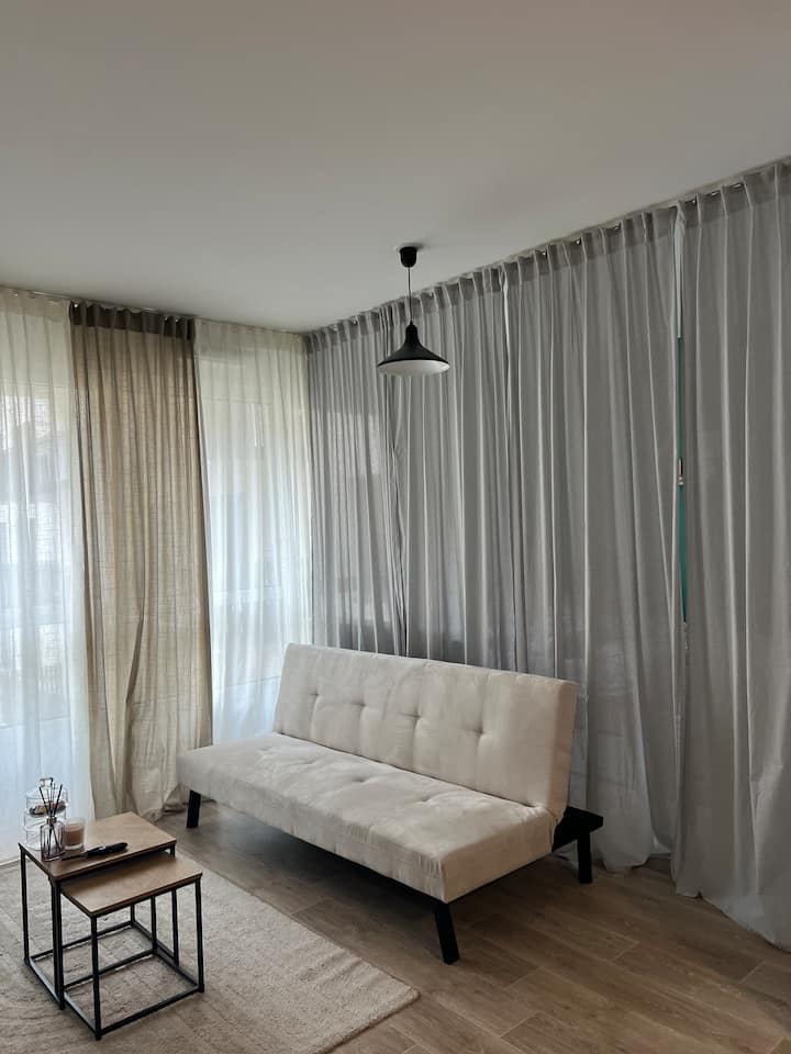 Studio Avec Chambre Aménagée - Bordeaux