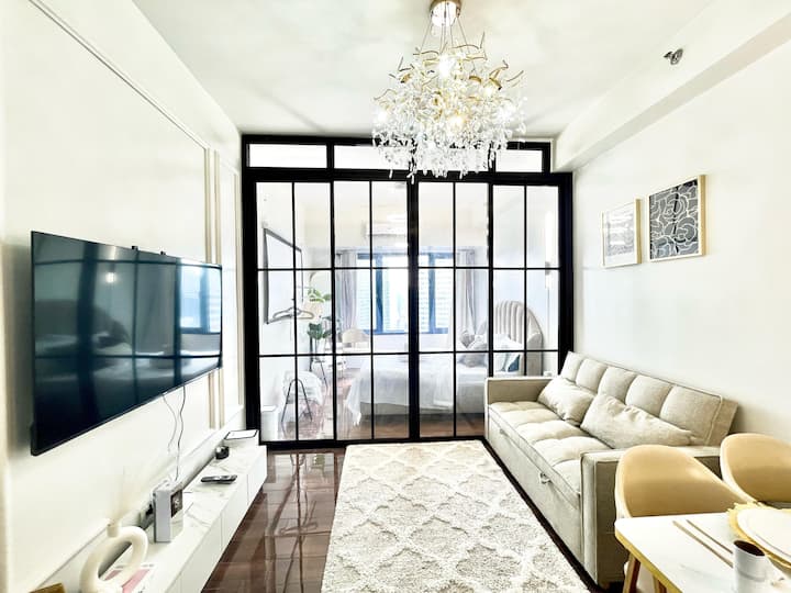 Elevate Escapes - Air Residences - Makati