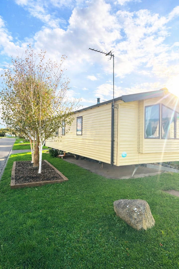 Olivia 3 Bed Robin Hood - Rhyl