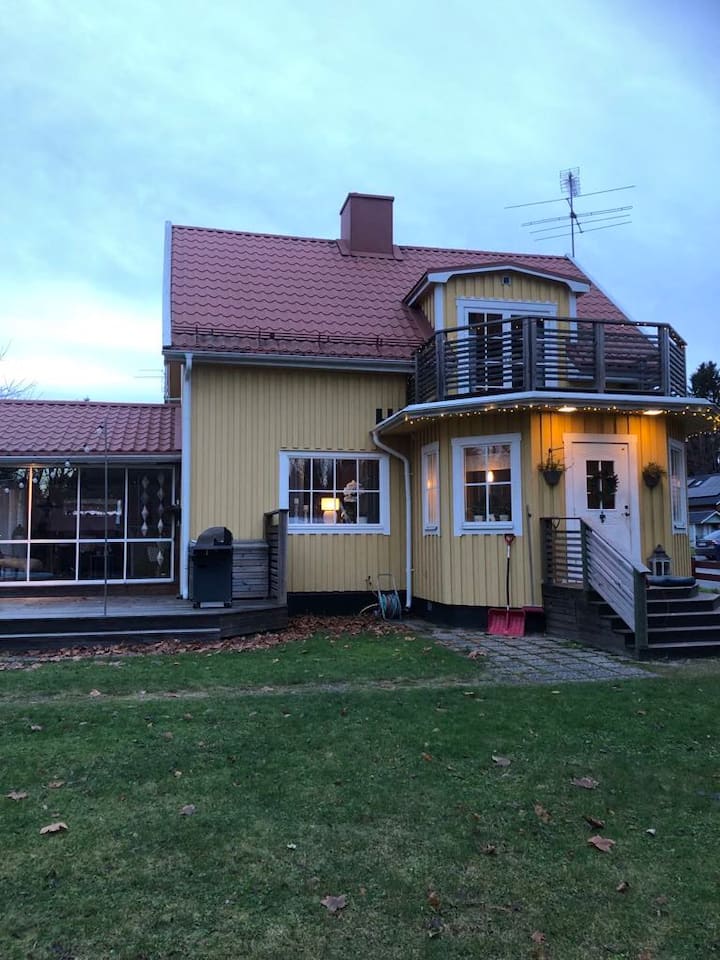 Mysigt Stort Hus Med Utespa - Holmsund