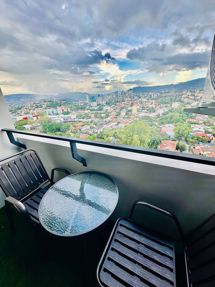 Cozy 3br Apartment In Cipreses - Tegucigalpa