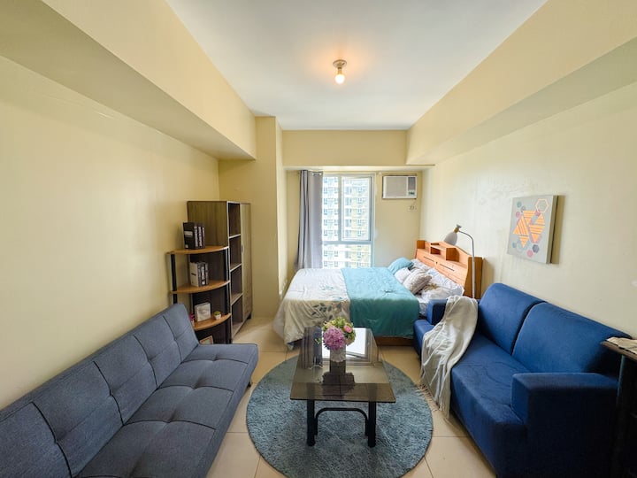 Sweet & Simple | 2 Cozy Sofas + Kitchenette - 세부