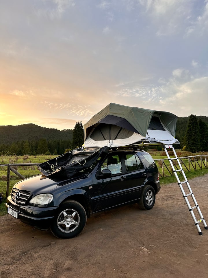 Automatic Mercedes 4x4 Camper - 