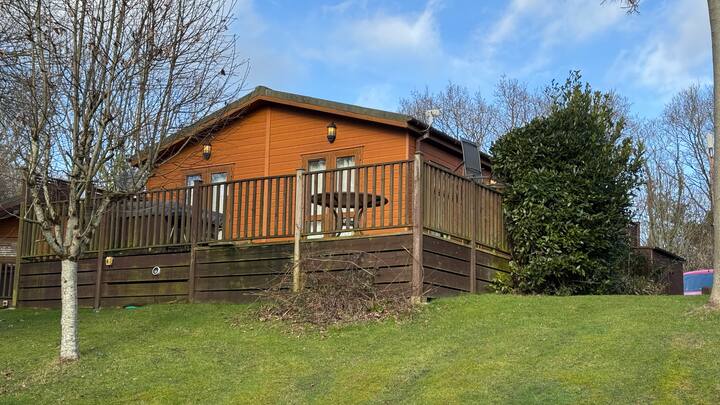 The Hawthorns Lodge For 5 With A Hot Tub - Bovey Tracey