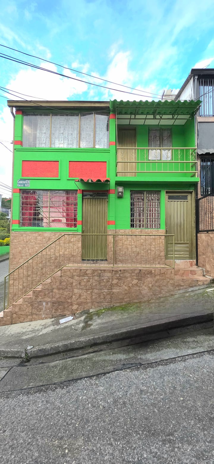 Sector Familiar Y Seguro Cerca Al Terminal Y Cable - Manizales