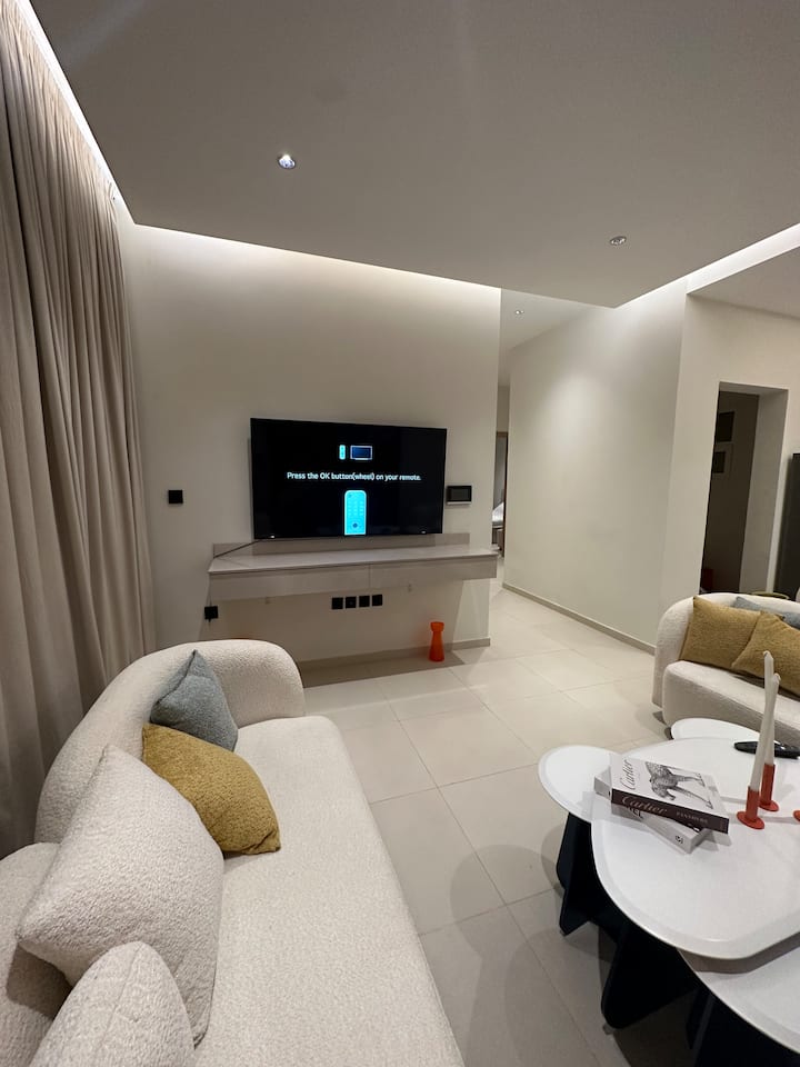 شقة فاخرة دخول ذاتي 3 غرف - Riyadh