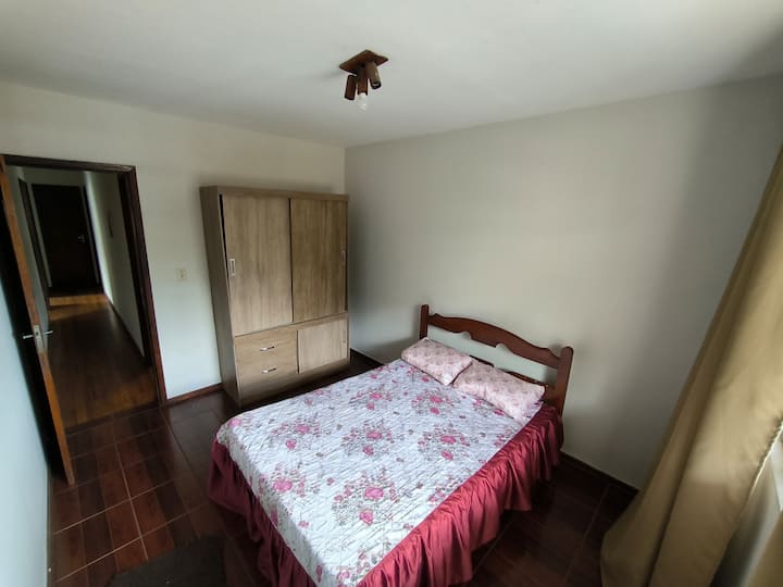 Casa Simples Mas Aconchegante Na Serra - Petrópolis