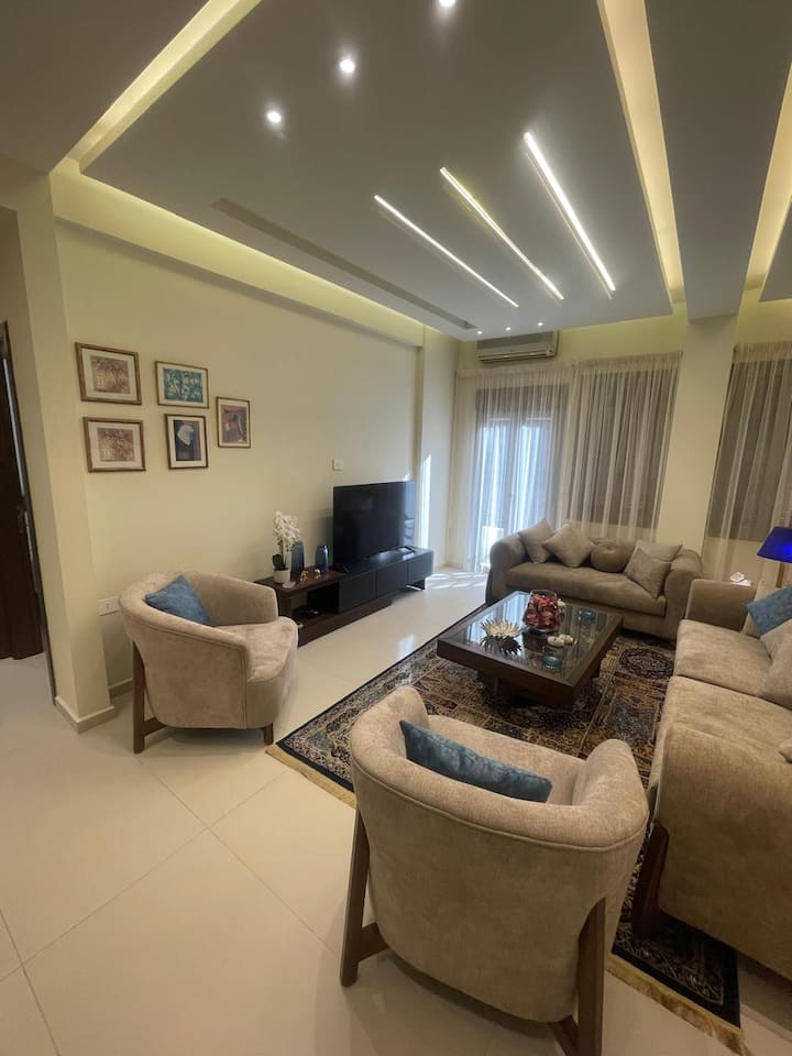 Furnished Apartement In Gemayze. - Beirut