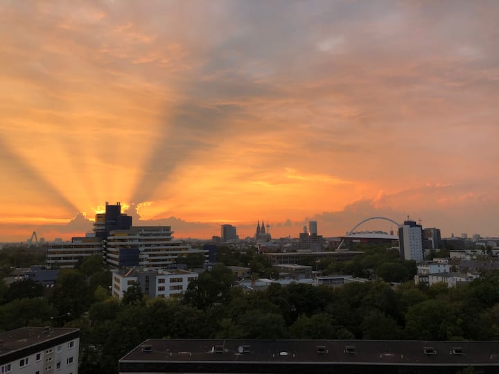 Neu & Modern Mit Domblick – Nähe Messe & Arena - Cologne