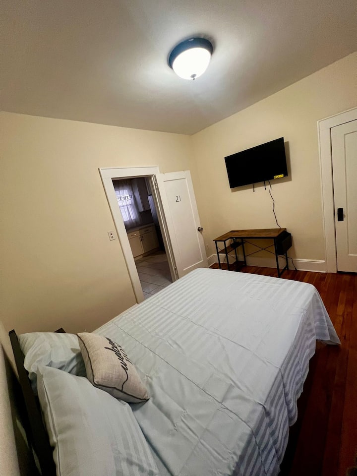 Peacefully Cozy 21 - Paterson, NJ