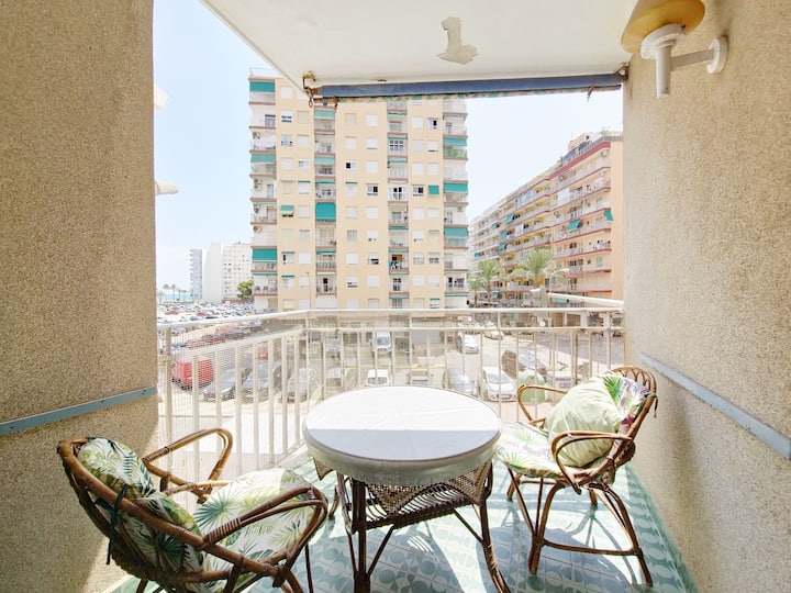 Piso A Pasos Del Mar Con Balcón - Cullera