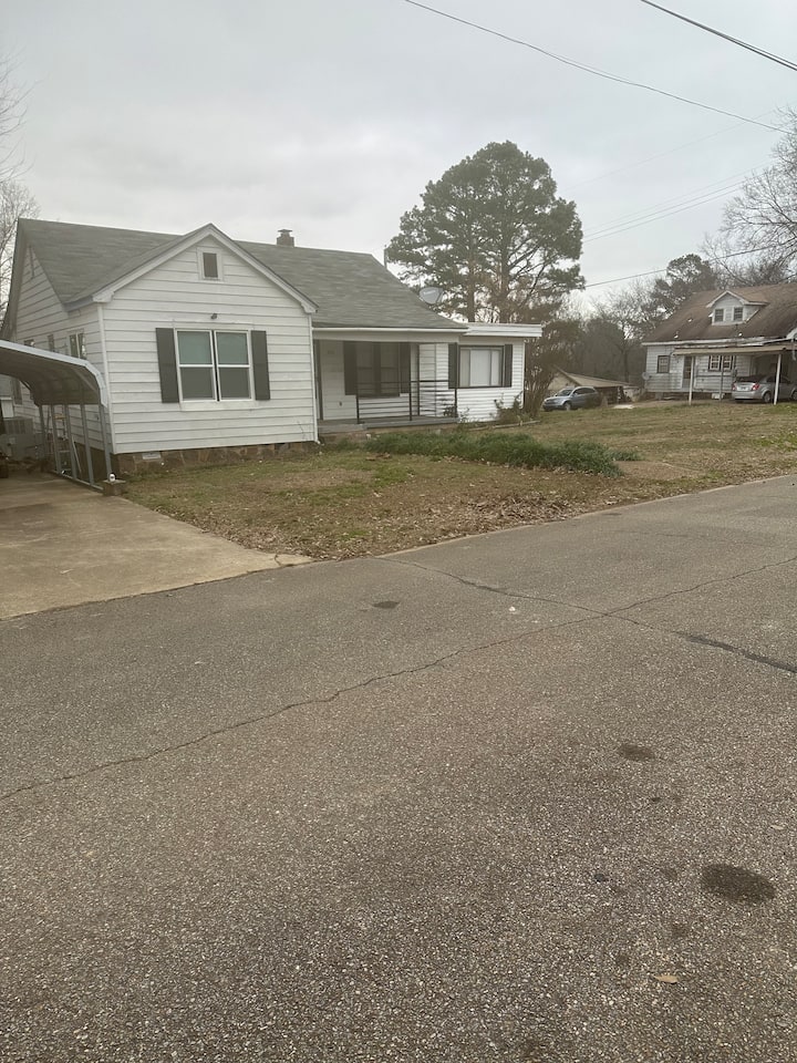 Welcome To Grandmas House - Harding University, Searcy