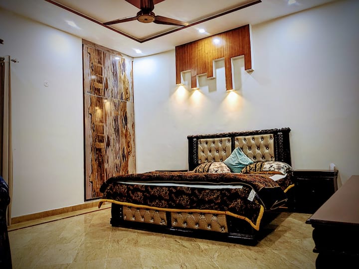 Al Rehman House - Lahore