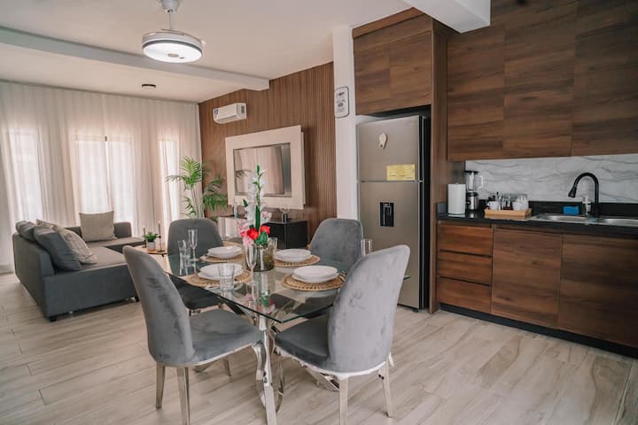 Moderno Townhouse C/ Picuzzi - 3 Min Del Downtown - Punta Cana