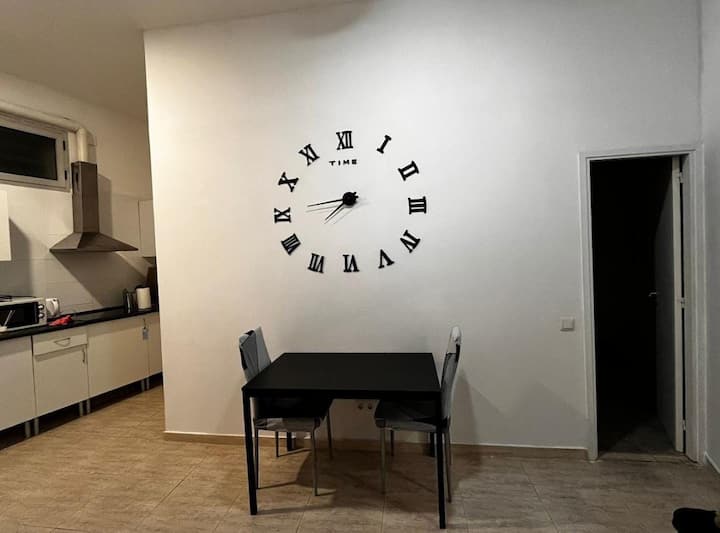 Entero Apartamento Para Ti - L'Hospitalet de Llobregat