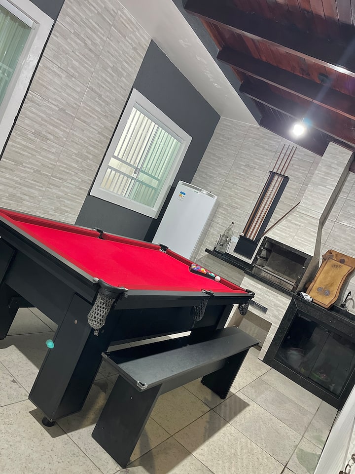 Casa, Próximo Aos Shows Gratuitos Em Matinhos - Matinhos