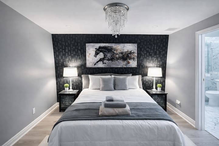 Private Luxury Unit In Ajax With Kitchen & Parking - Ajax