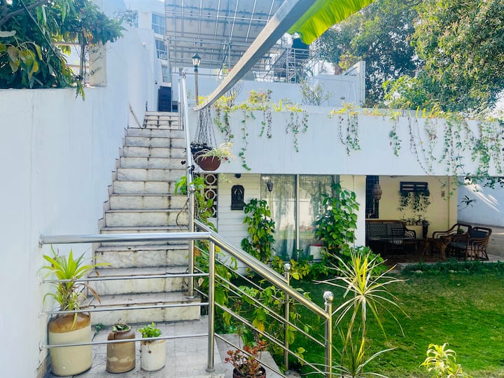 2bhk Kadbi Chowk Pet Friendly & Fully Equipped - Nagpur