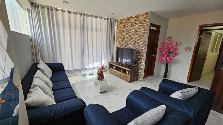 Amplio Acogedor Refugio Lacustre - Puno